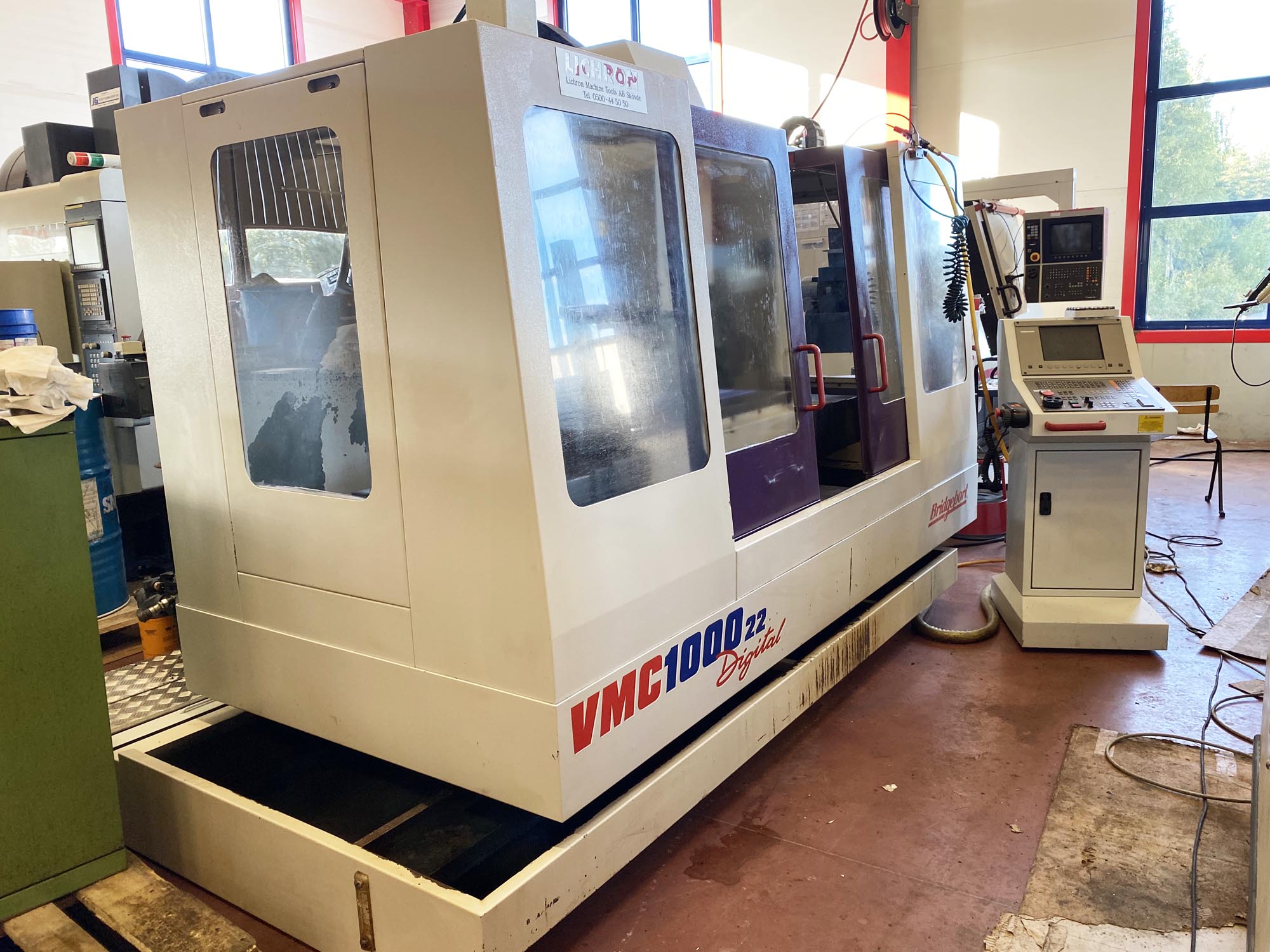 Vertical milling center Bridgeport VMC1000-22 Digital - Milling Centers ...