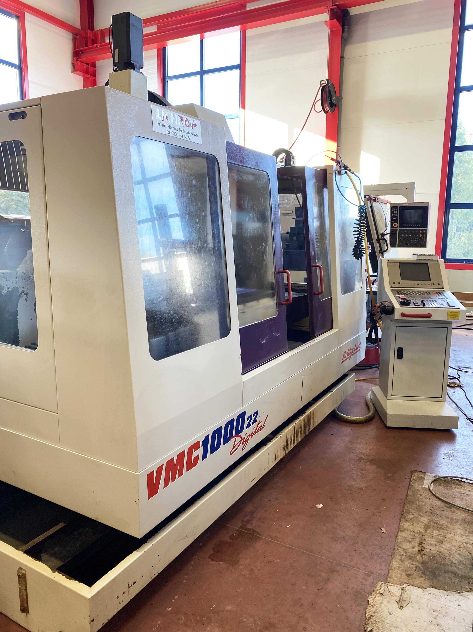 Vertical milling center Bridgeport VMC1000-22 Digital - Milling Centers ...