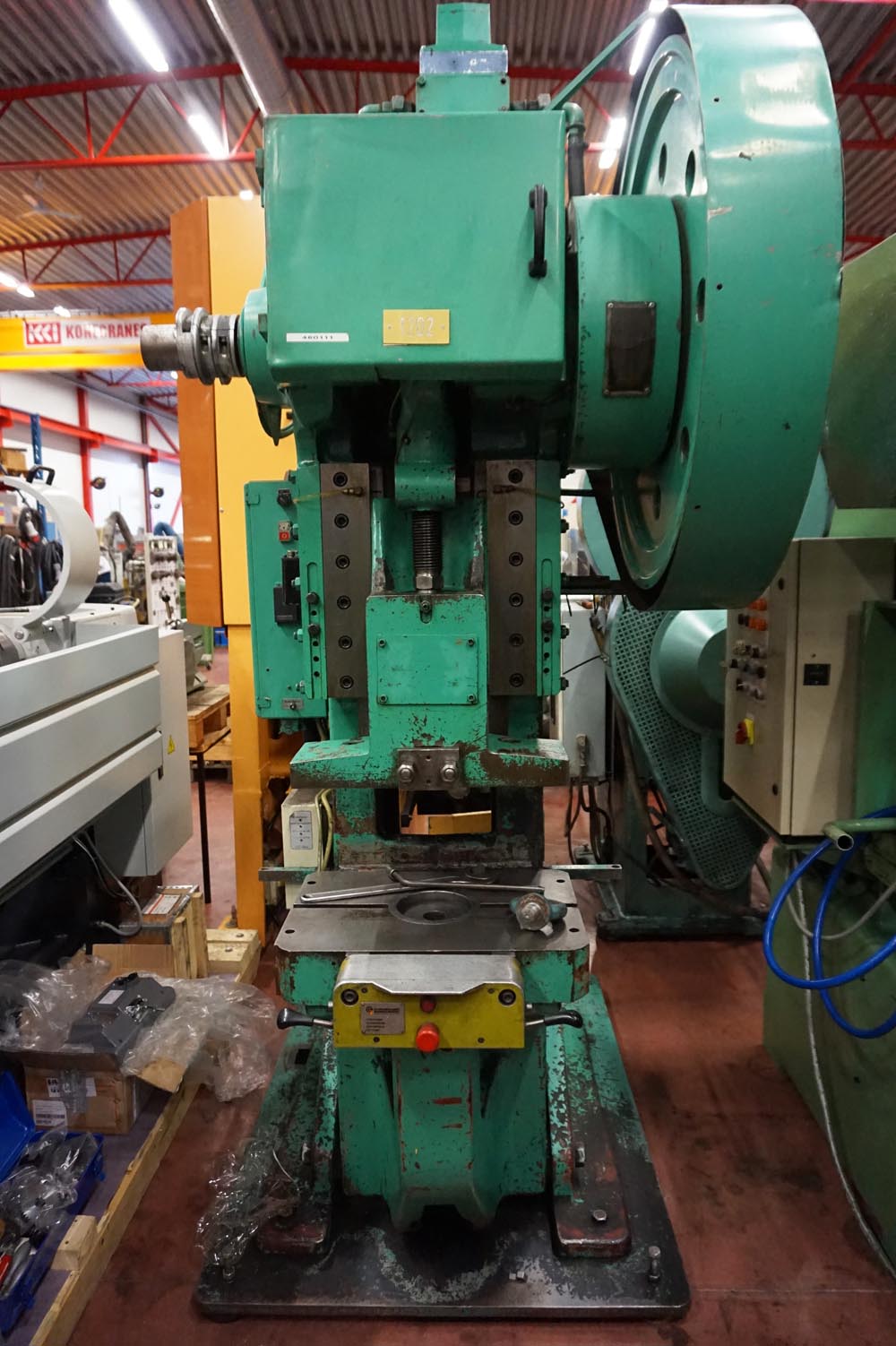 Eccentric press SMV CO250.1 - Eccentric presses - Presses - Machines ...