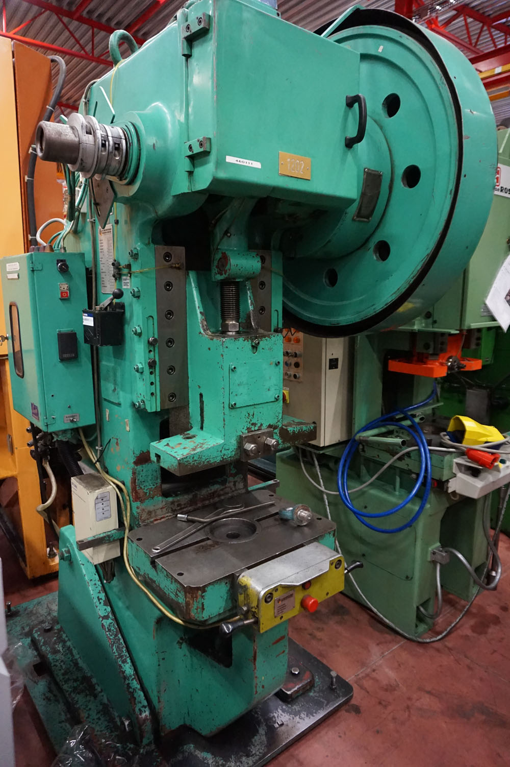Eccentric press SMV CO250.1 - Eccentric presses - Presses - Machines ...