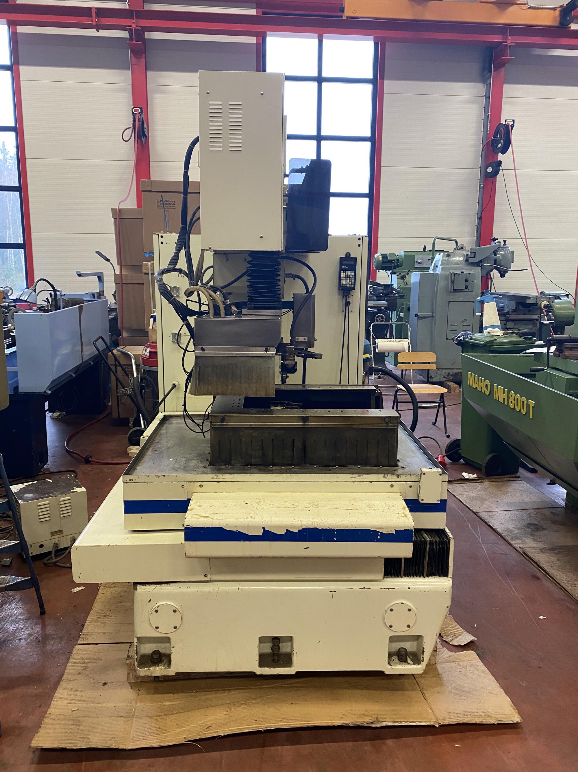 Wire edm machine Fanuc W2 - EDM Wire Machines - EDM machines - Machines ...